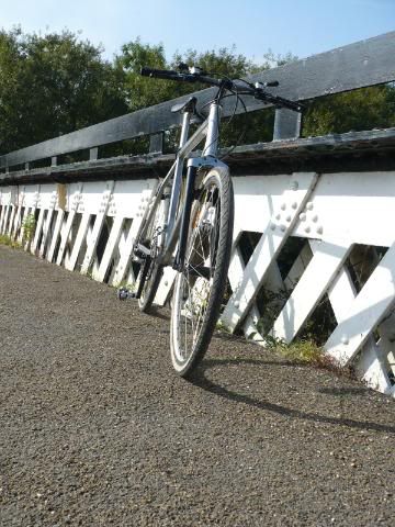 A sunny saturdays Pace (RC100 content). | Retrobike